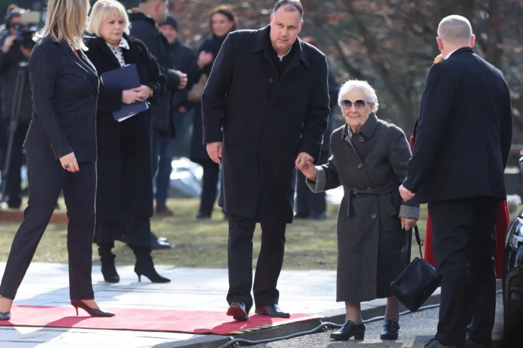 Partizanka s inauguracije govorila o napadu na crkvu u Širokom Brijegu ...